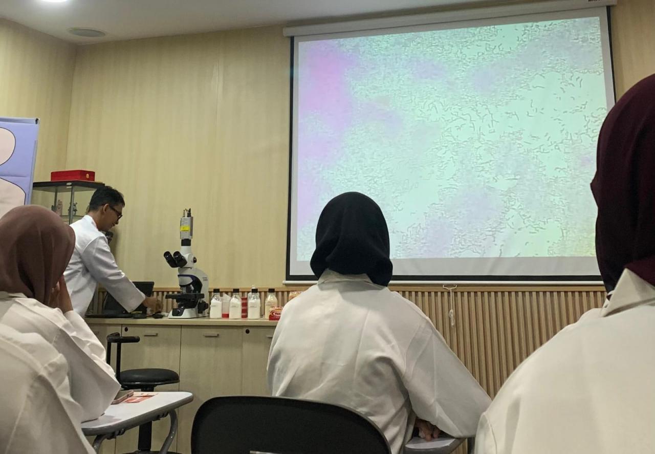 Wadahi Kader Belajar Wirausaha dan Bisnis, UKM Kopma Kunjungi Produsen ... Wadahi Kader Belajar Wirausaha dan Bisnis, UKM Kopma Kunjungi Produsen ...